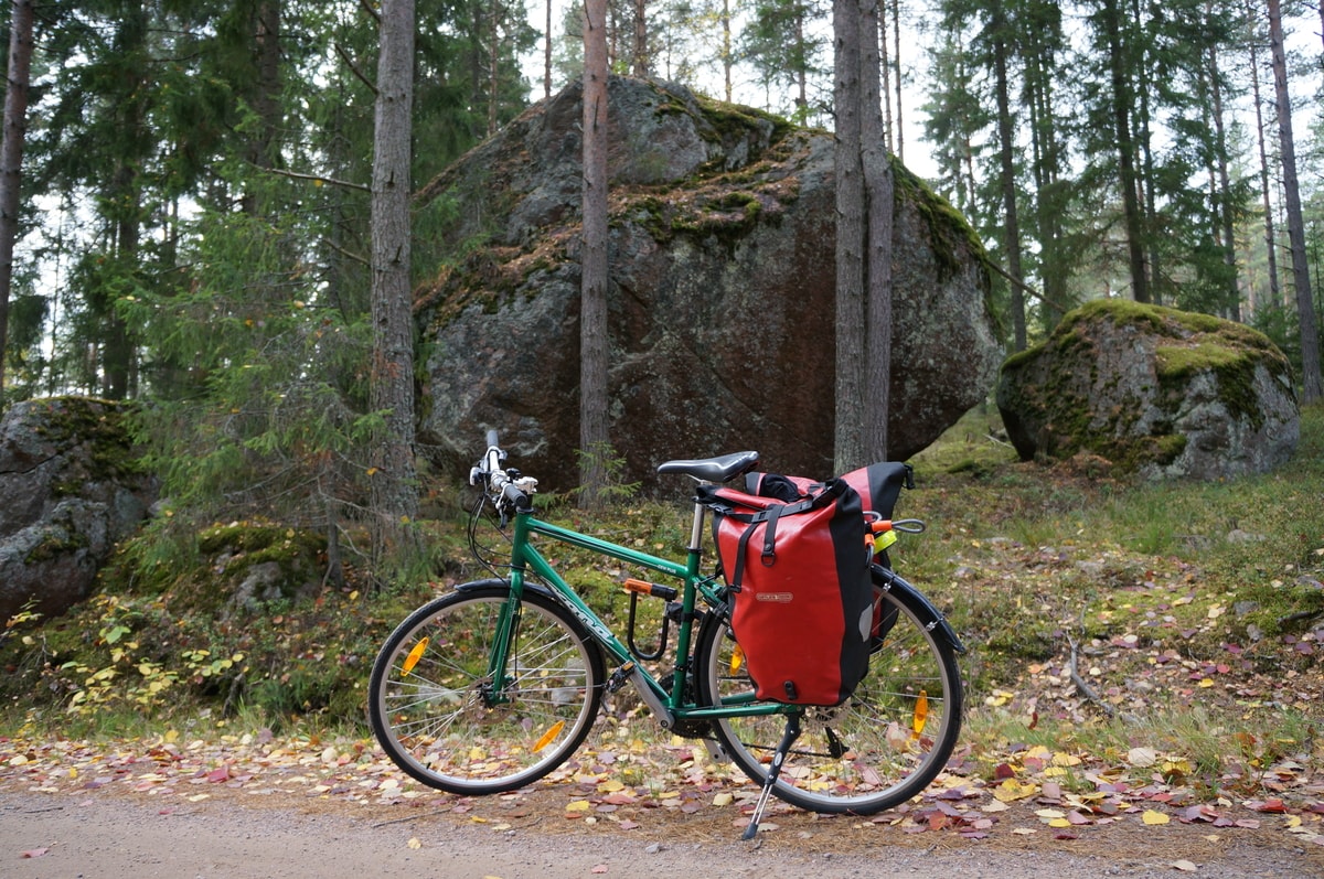 Time travel to a divided Europe: The Salpa Line Bike Route introduces ...